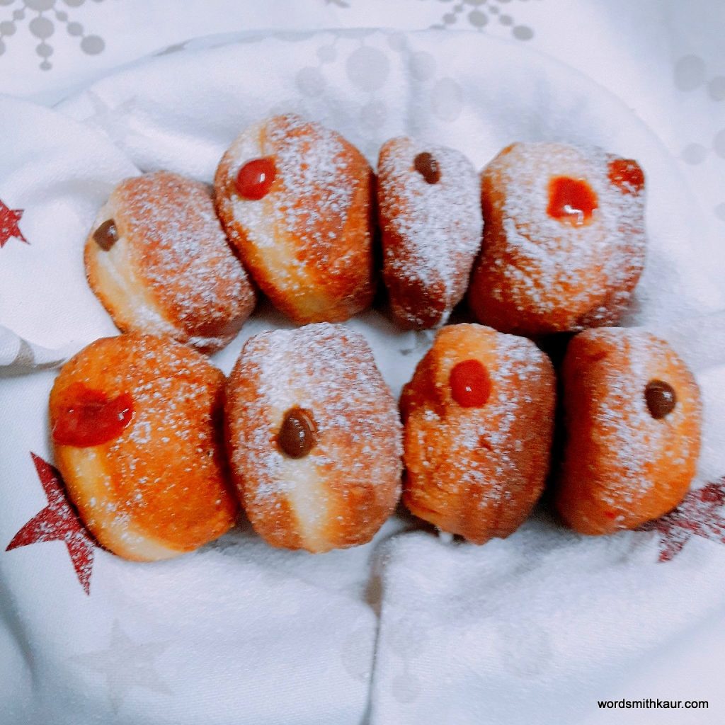 Homemade Mini-Doughnuts Recipe - Wordsmith Kaur