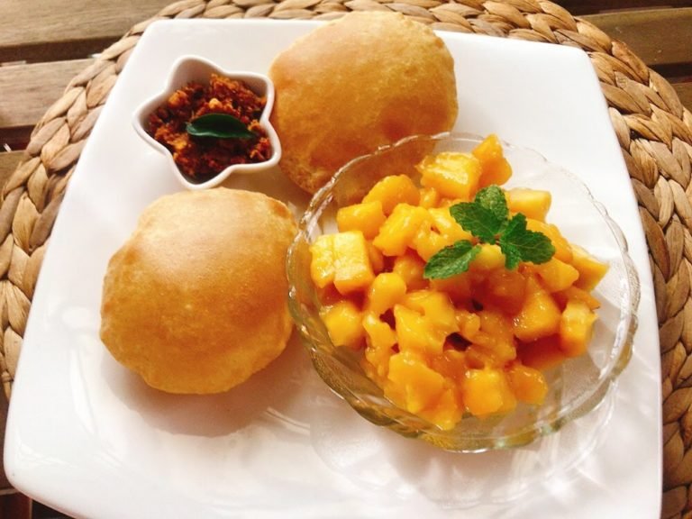 juicy mango puri | deep-fried mango bread - Wordsmith Kaur