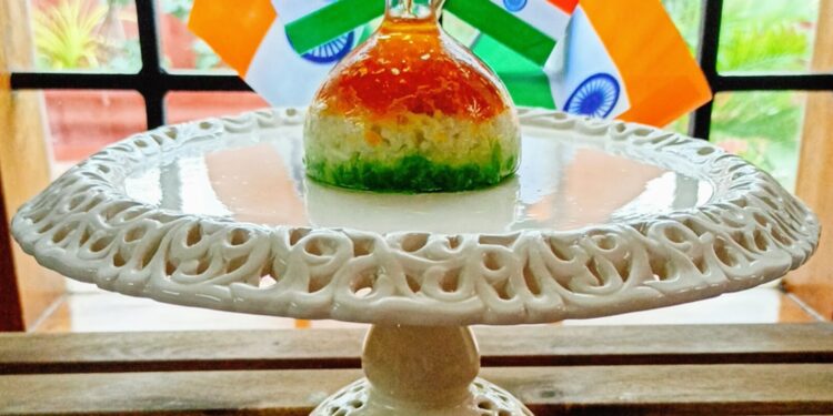 Tri-coloured Pudding Recipe - Carrot, Lauki and Sweet Rice